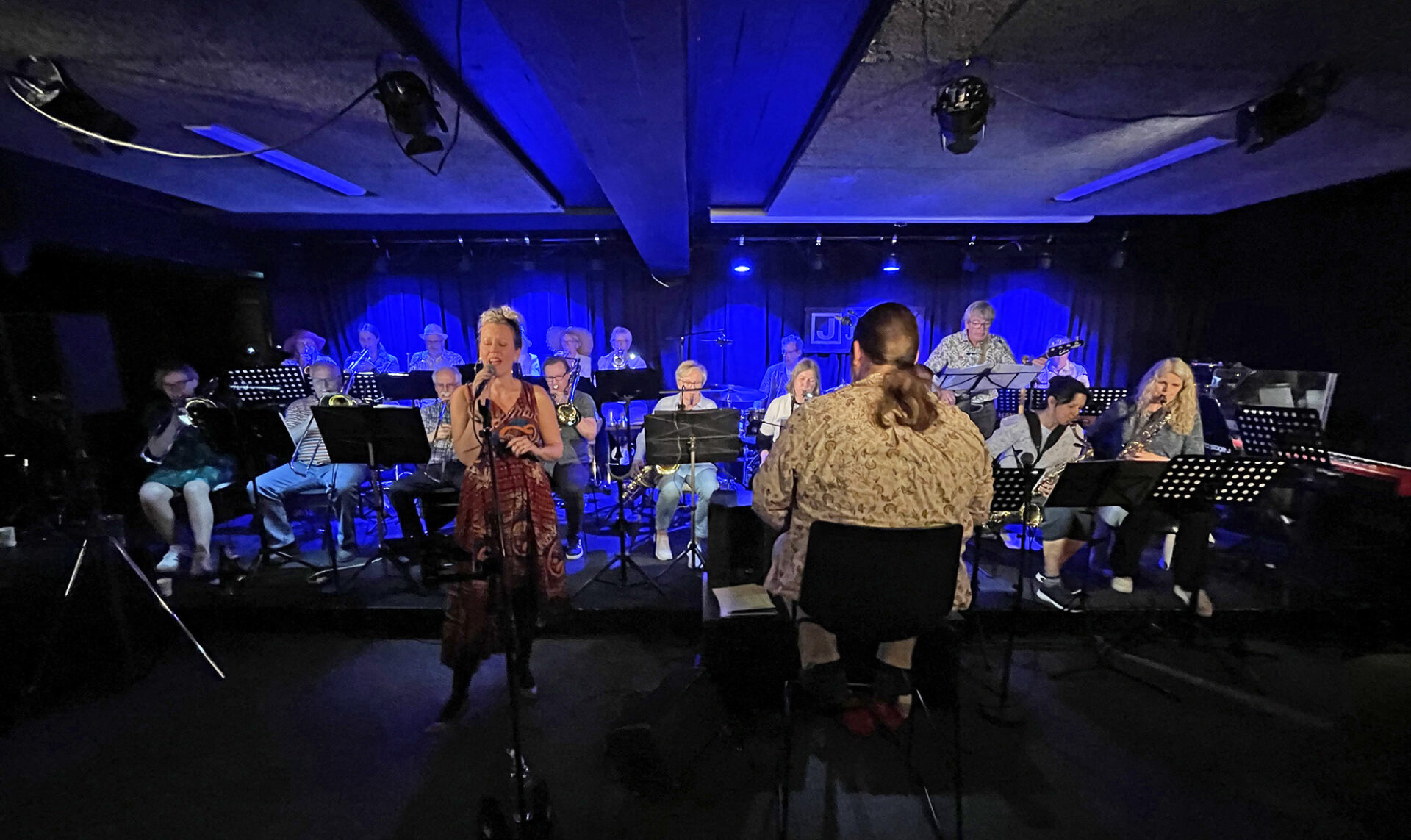 Swing, sjarm og sommerstemning med Norsia Storband - Avisa Hemnes